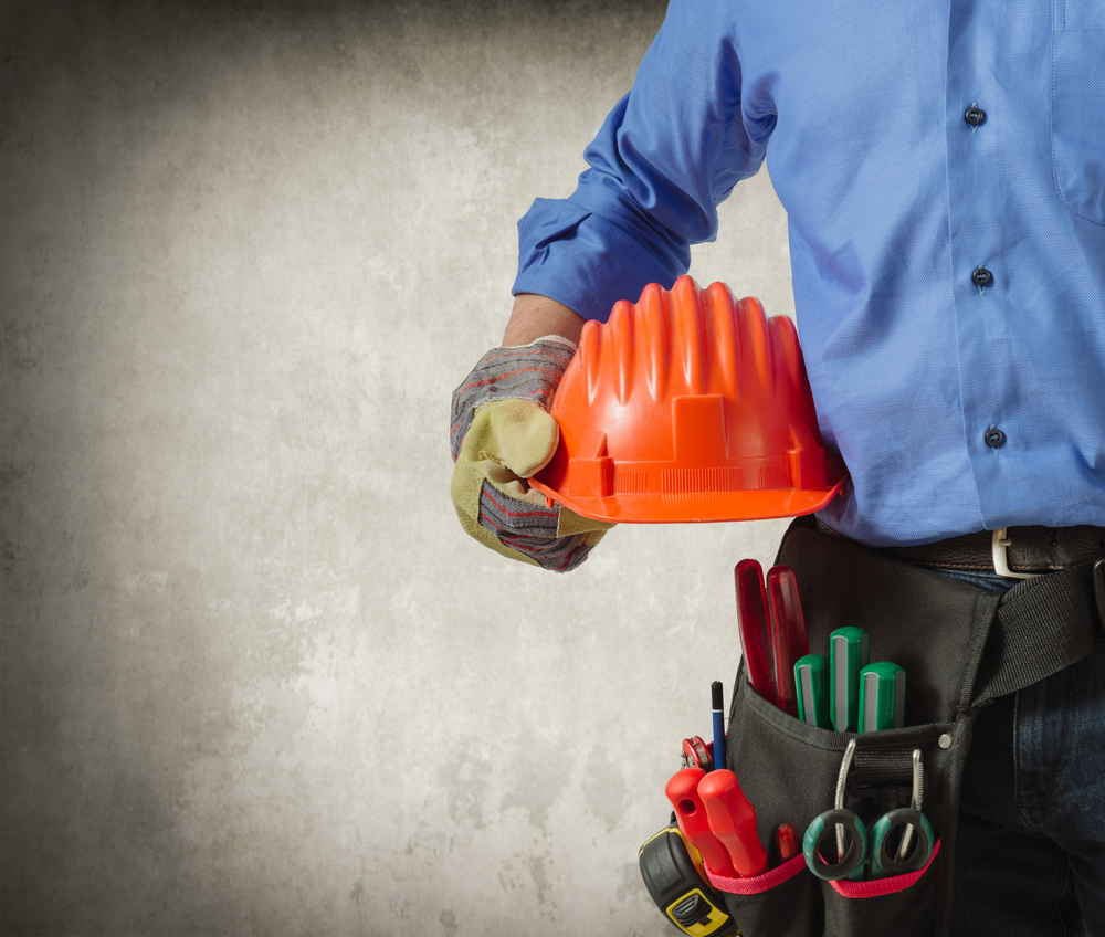 4 things to do when hiring a handyman - SCRUBS Management